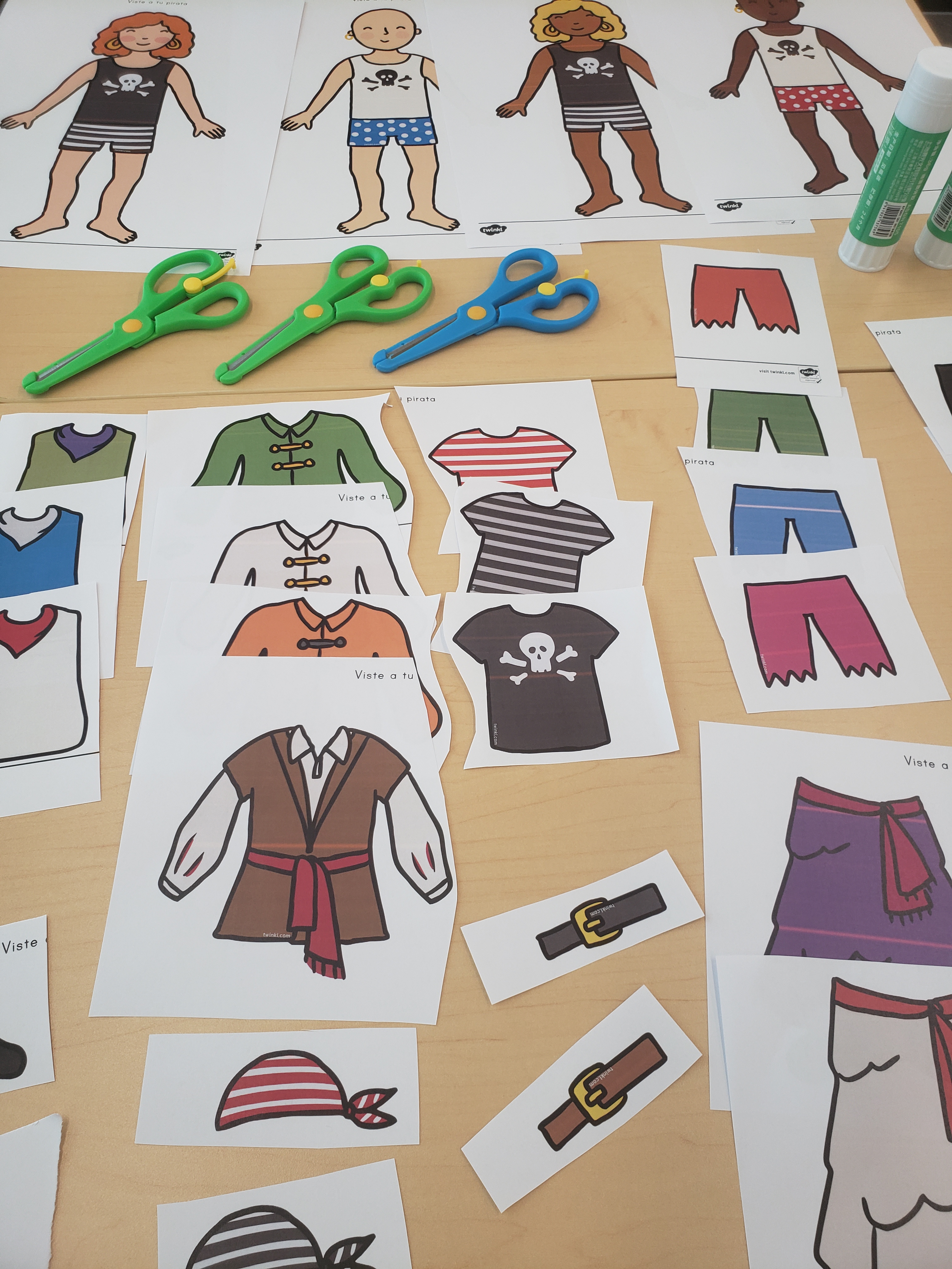La ropa-actividad para clase – ELEconArlet